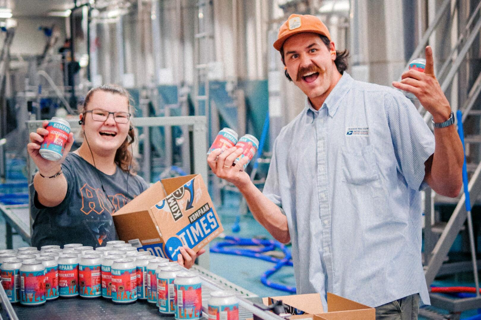 Webshop, packaging & canning line hands | kompaan brewery | flexible ...